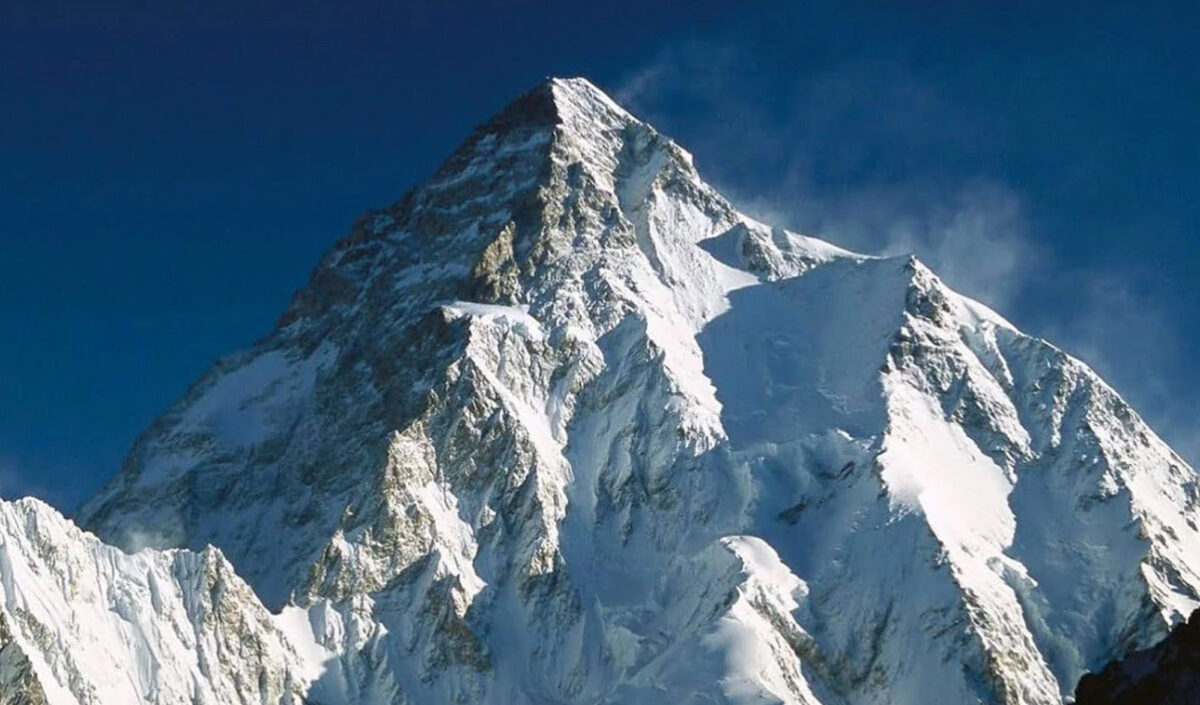 Première hivernale du K2 : victoire népalaise ! – Outside | Le magazine ...