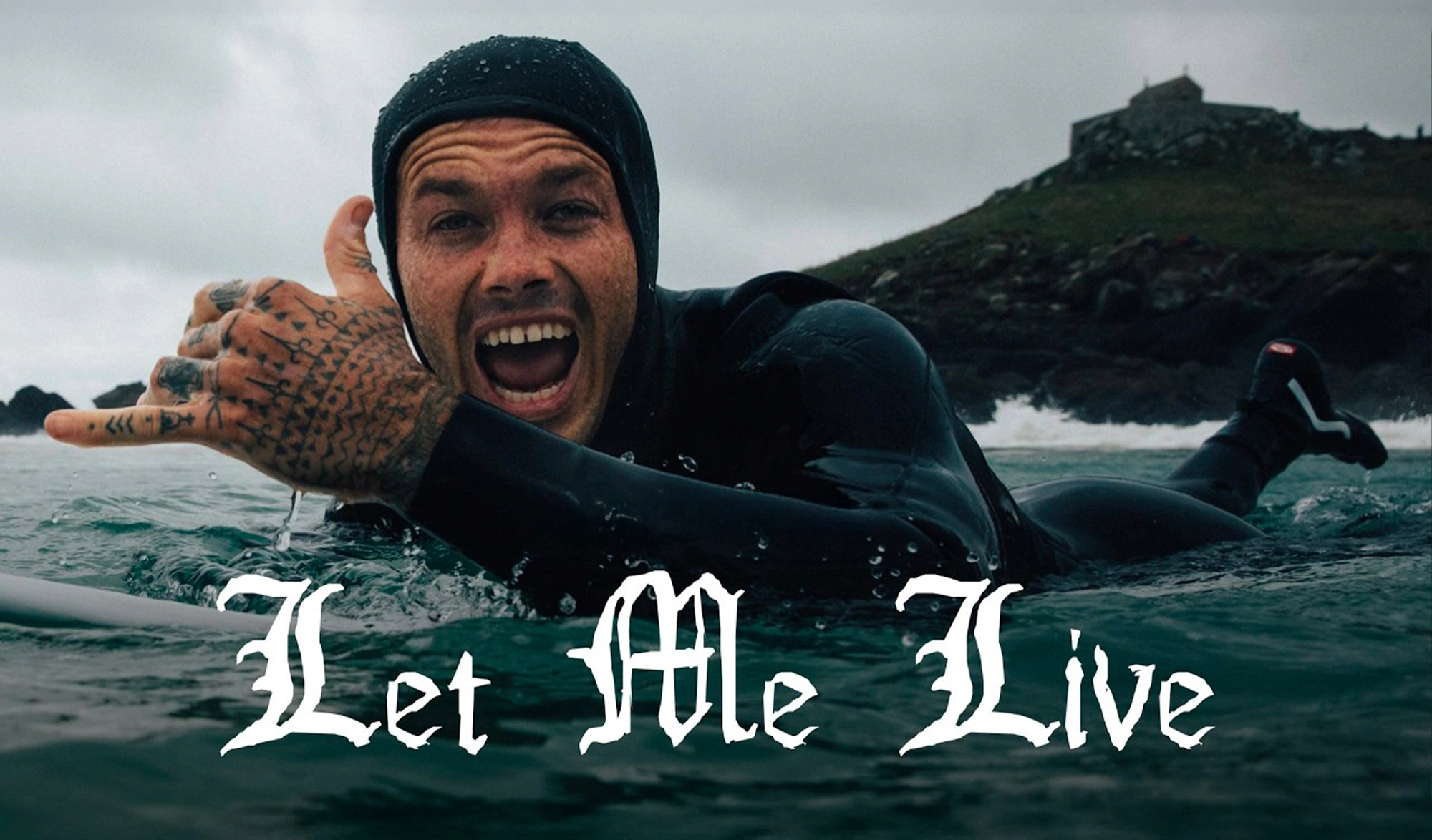Film « Let Me Live » : Tom Lowe, le dirtbag du big wave surfing